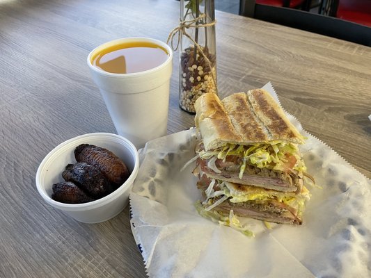 PAPI’S CAFE - Updated December 2024 - 31 Photos & 26 Reviews - 2203 N ...