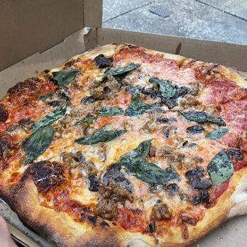 ANGELO’S PIZZERIA - Updated November 2024 - 1434 Photos & 964 Reviews ...