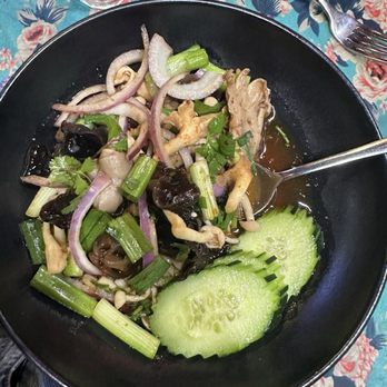 KIN LEN - THAI STREET EATS - Updated July 2024 - 702 Photos & 265 ...