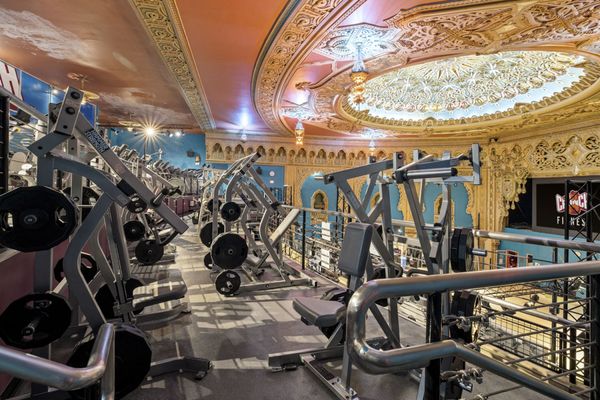 CRUNCH FITNESS - POLK ST - Updated December 2025 - 97 Photos & 412 ...