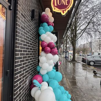 LUNE CAFE - Updated April 2025 - 196 Photos & 116 Reviews - 107 1st Ave ...
