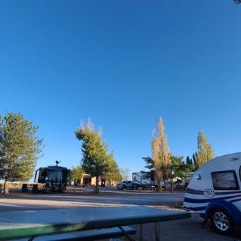METEOR CRATER RV PARK - Updated October 2025 - 71 Photos & 64 Reviews ...