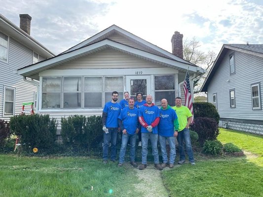 Electric Plus - Updated October 2025 - 18 Photos - 1030 W 17th St ...