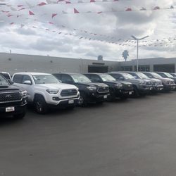 FREEWAY TOYOTA OF GILROY - 28 Photos & 93 Reviews - 6800 Automall Pkwy ...