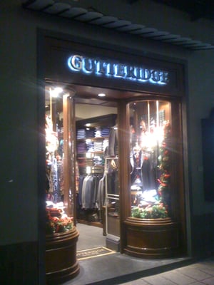 GUTTERIDGE - Updated July 2025 - 16 Reviews - Via chiaia 188, Napoli ...