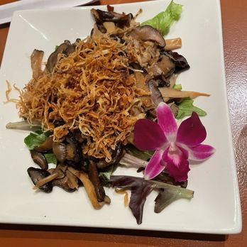 BUI SUSHI - Updated July 2024 - 279 Photos & 373 Reviews - 23733 Malibu ...