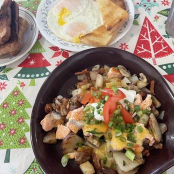 FISHTAILS CAFE - Updated April 2025 - 190 Photos & 337 Reviews - 3101 ...