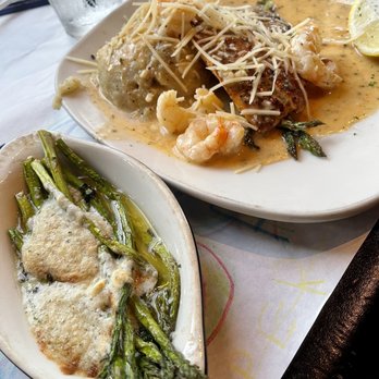 HALF SHELL OYSTER HOUSE - 493 Photos & 284 Reviews - 125 Lameuse St ...