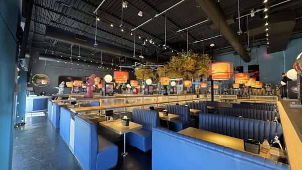 UMAMI REVOLVING SUSHI - Updated December 2025 - 79 Photos & 41 Reviews ...