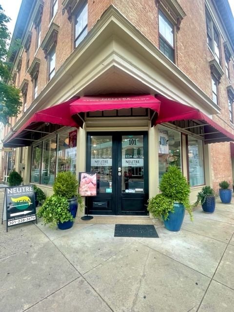 NEUTRE AVEDA SALON & SPA - 45 Photos & 27 Reviews - 101 S Market St ...