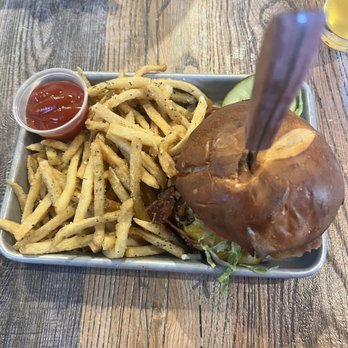 RED ROCK TAP AND GRILL - Updated January 2026 - 183 Photos & 238 ...