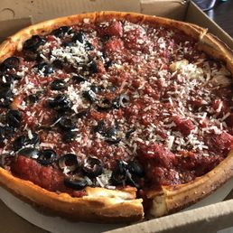 ZACHARY’S CHICAGO PIZZA - Updated May 2025 - 1245 Photos & 2351 Reviews ...