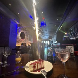 FRAME PHILLY - Updated June 2025 - 102 Photos & 67 Reviews - 222 Market ...