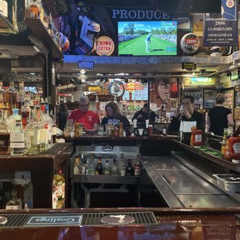 BRICK ALLEY PUB & RESTAURANT - Updated June 2024 - 1567 Photos & 1673 ...