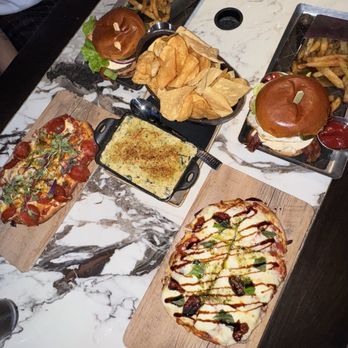 PUTTSHACK - BOSTON - Updated November 2024 - 399 Photos & 207 Reviews ...