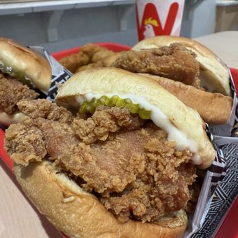 WALLACE CHICKEN - Updated August 2025 - 460 Photos & 203 Reviews ...