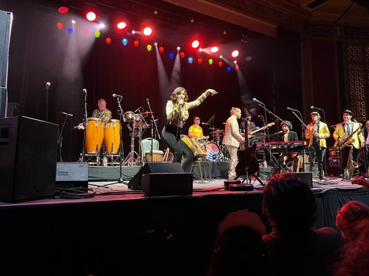 THE UC THEATRE - 186 Photos & 121 Reviews - 2036 University Ave ...