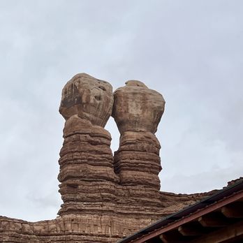 TWIN ROCKS CAFE - Updated June 2025 - 315 Photos & 279 Reviews - 913 E ...