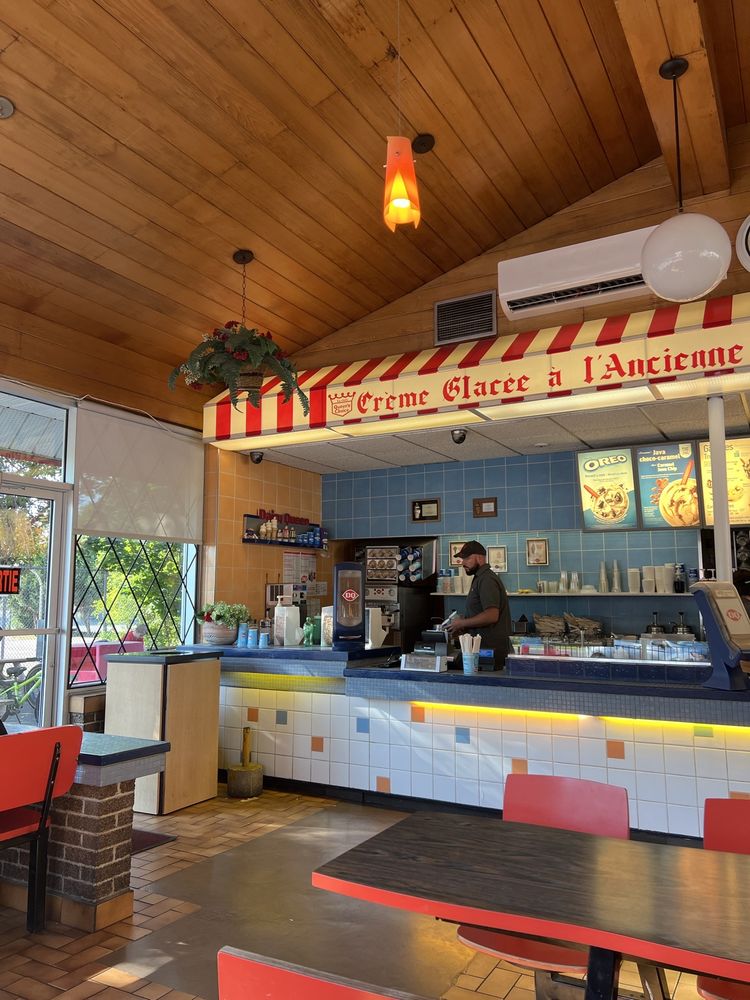 DAIRY QUEEN LTD BRAZIER - Updated December 2024 - 20 Photos - 3210 Boul ...