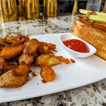 TASTE ON MAIN - Updated March 2025 - 368 Photos & 226 Reviews - 116 ...