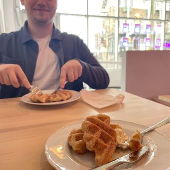 SHARPFLE WAFFLE - Updated September 2024 - 95 Photos & 14 Reviews - 173 ...