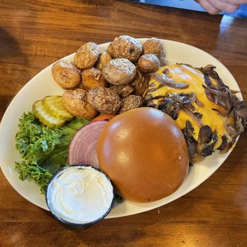 THE NIGHT OWL FOOD AND SPIRITS - Updated January 2025 - 31 Photos & 51 ...