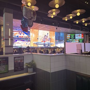 DRAFTKINGS SPORTS & SOCIAL TROY - Updated December 2025 - 92 Photos ...