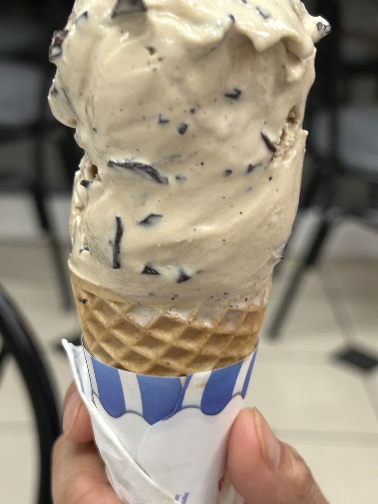OBERWEIS ICE CREAM AND DAIRY STORE - Updated June 2025 - 103 Photos ...