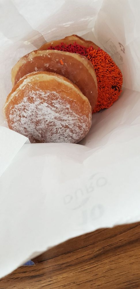 DONNA’S DONUTS - 65 Photos & 202 Reviews - 2106 Main St, Tewksbury ...