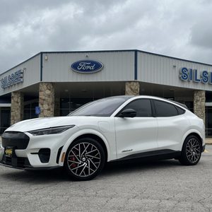 DOGGETT FORD LINCOLN OF BEAUMONT - Updated October 2025 - 3355 Eastex ...