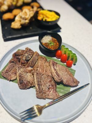 ISAAN DER - THAI KITCHEN & BAR - 331 Photos & 78 Reviews - 9021 Leslie ...