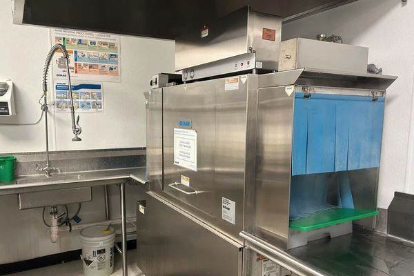 DINE COMPANY - Updated December 2025 - 32 Photos - 3110 Preston Hwy ...