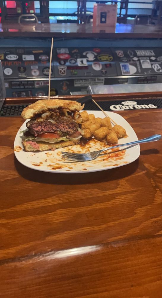 KNUCKLEHEAD TAVERN - Updated October 2025 - 29 Photos & 14 Reviews ...