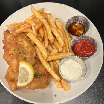 THE LIBRARY ON FERN - Updated October 2024 - 80 Photos & 51 Reviews ...