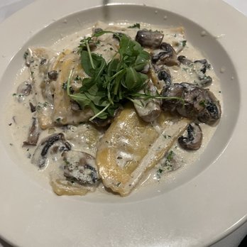 RED FOX RESTAURANT & BAR - Updated August 2024 - 386 Photos & 319 ...