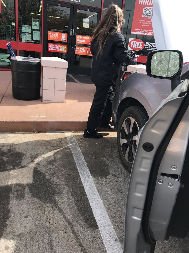 AUTOZONE AUTO PARTS - Updated March 2026 - 15 Photos & 43 Reviews ...