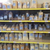 STRINGTOWN GROCERY - 56 Photos & 28 Reviews - 540TH St SW, Kalona, Iowa ...