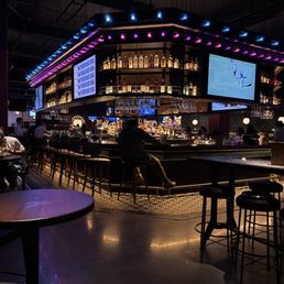 PUTTSHACK - ATLANTA - DUNWOODY - Updated April 2025 - 42 Photos & 24 ...