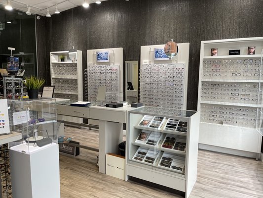 COMPTON EYE ASSOCIATES - Updated July 2025 - 43 Photos & 93 Reviews ...