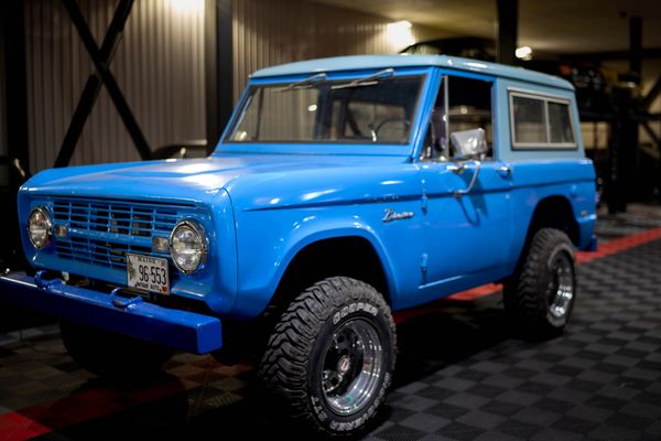 THROTTLE CAR CLUB - Updated April 2026 - 12 Photos - 10 Dynamic Dr ...