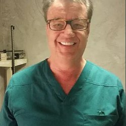 DAVID VESCO, MD - 10 Photos & 60 Reviews - 4937 Las Virgenes Rd ...