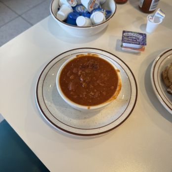 LANCERS RESTAURANT - Updated July 2024 - 586 Photos & 598 Reviews - 697 ...