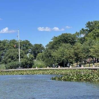 BAISLEY POND PARK - Updated October 2025 - 41 Photos - 160-04 Baisley ...