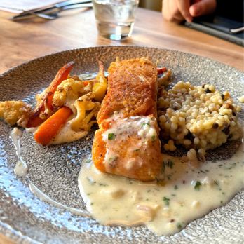 NORMAN ROSE TAVERN - Updated August 2024 - 556 Photos & 792 Reviews ...