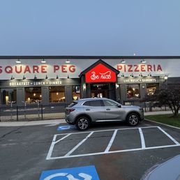 SQUARE PEG PIZZERIA - Updated November 2024 - 65 Photos & 12 Reviews ...