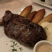 TWEEDS RESTAURANT & BUFFALO BAR - 305 Photos & 267 Reviews - 17 E Main ...