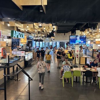 HUB HALL - Updated September 2025 - 144 Photos & 50 Reviews - 80 ...