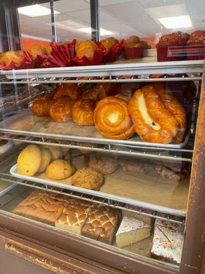 5 DE MAYO BAKERY - Updated December 2025 - 15 Photos - 9934 E 21st St ...