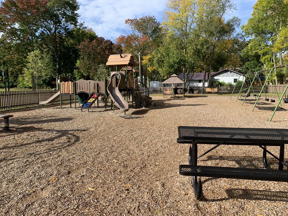 PARK STREET PLAYGROUND - Updated October 2025 - 18 Photos - Park St ...