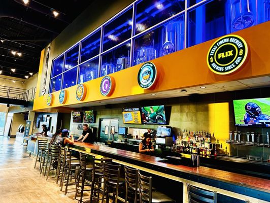 FLIX BREWHOUSE - Updated November 2025 - 47 Photos & 42 Reviews - 416 ...